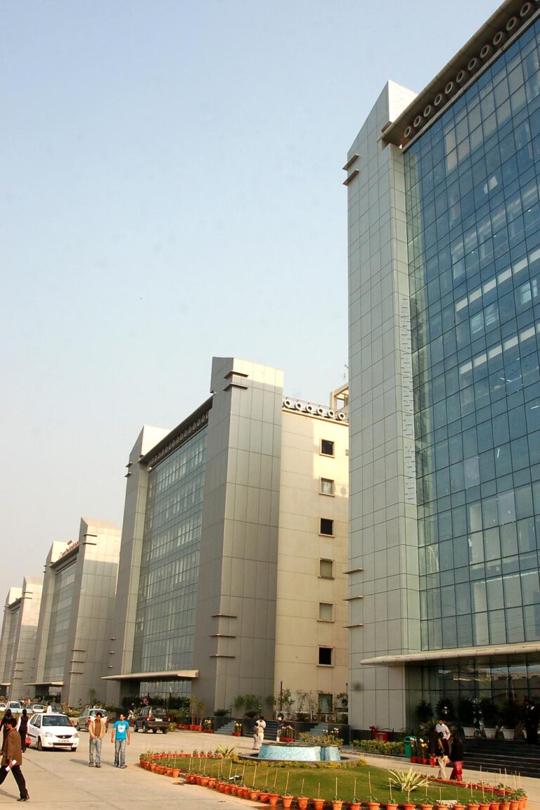 Logix Park Office Building, Noida - Landmark Buildwell